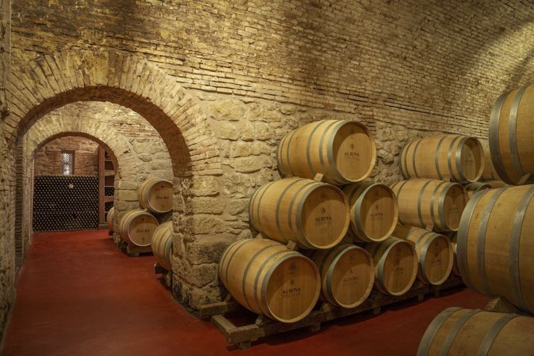 Bodegas Riojanas, vinos con historia | The Gourmet Journal: Periódico ...