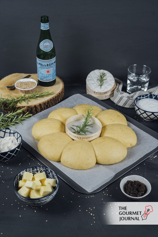 Rosca de Queso trufado | The Gourmet Journal