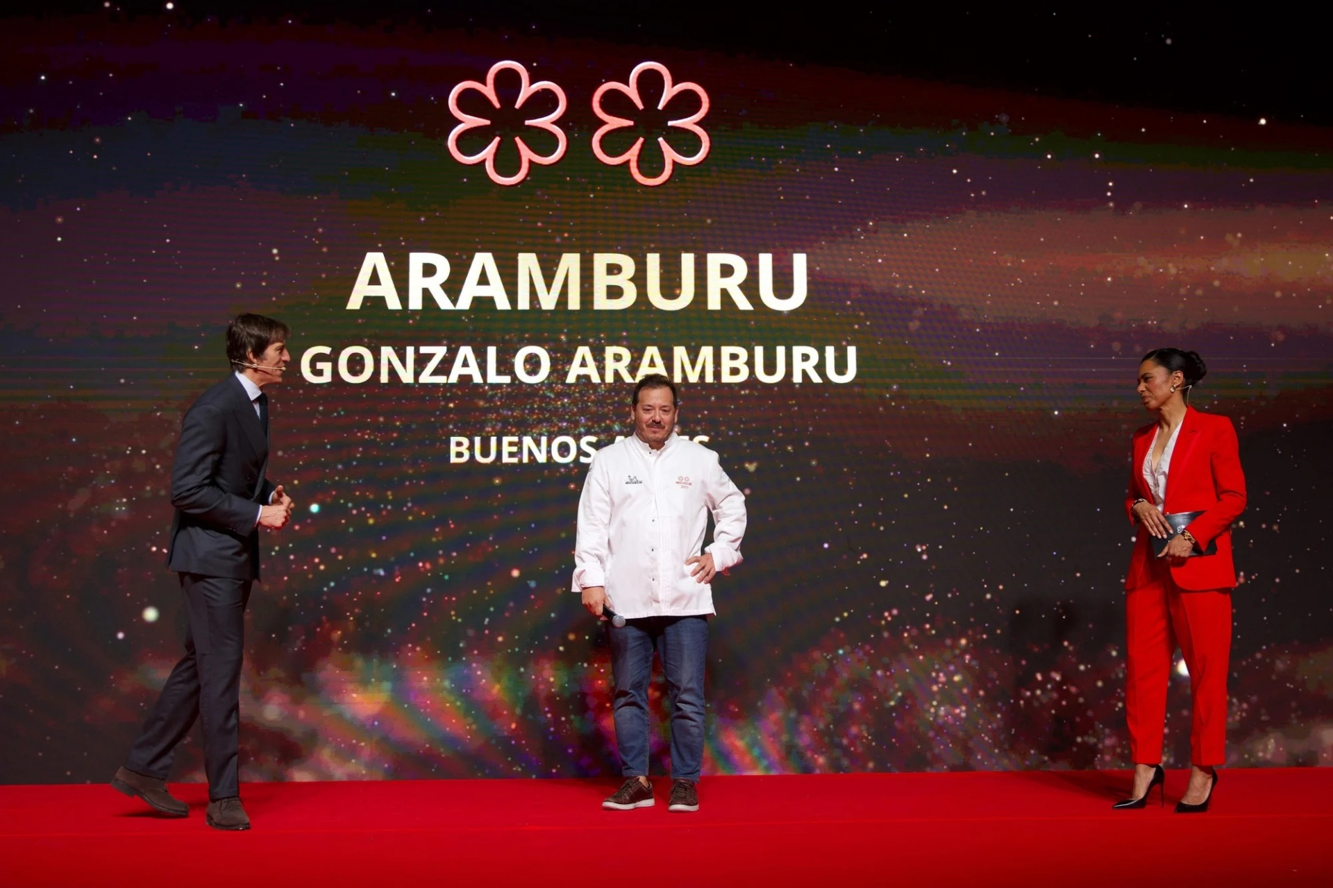 Aramburu mantiene sus dos estrellas Michelin | The Gourmet Journal